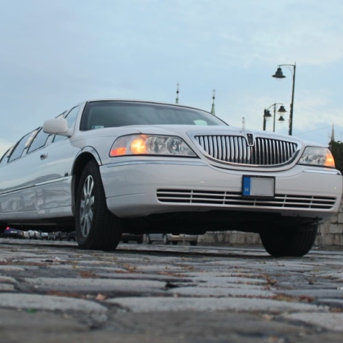 Exclusive Limousine - ... Limuzin bérlés Budapesten...